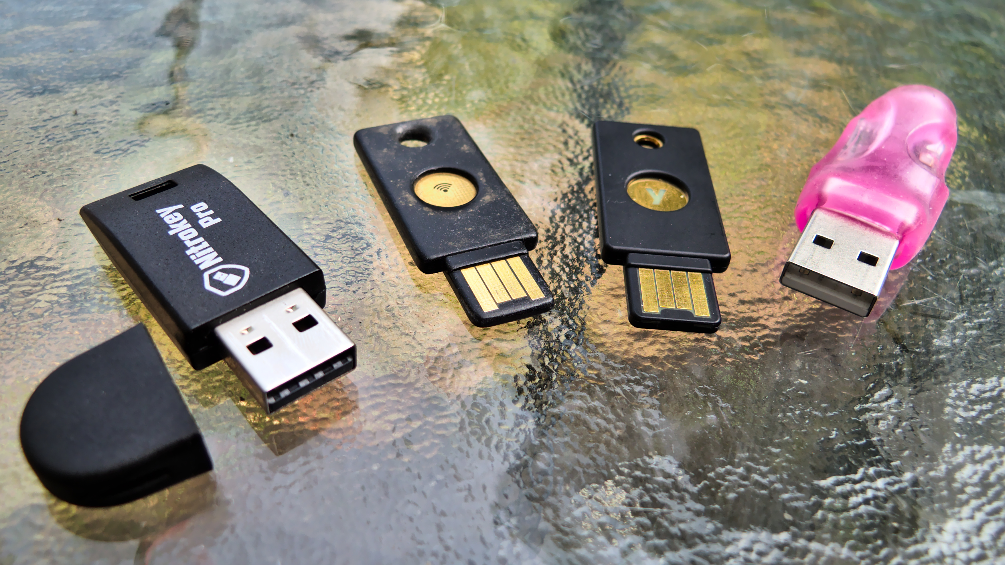 Yubikey 4 Vs Neo Tracsc Yubikey 4 Vs Neo Tracsc